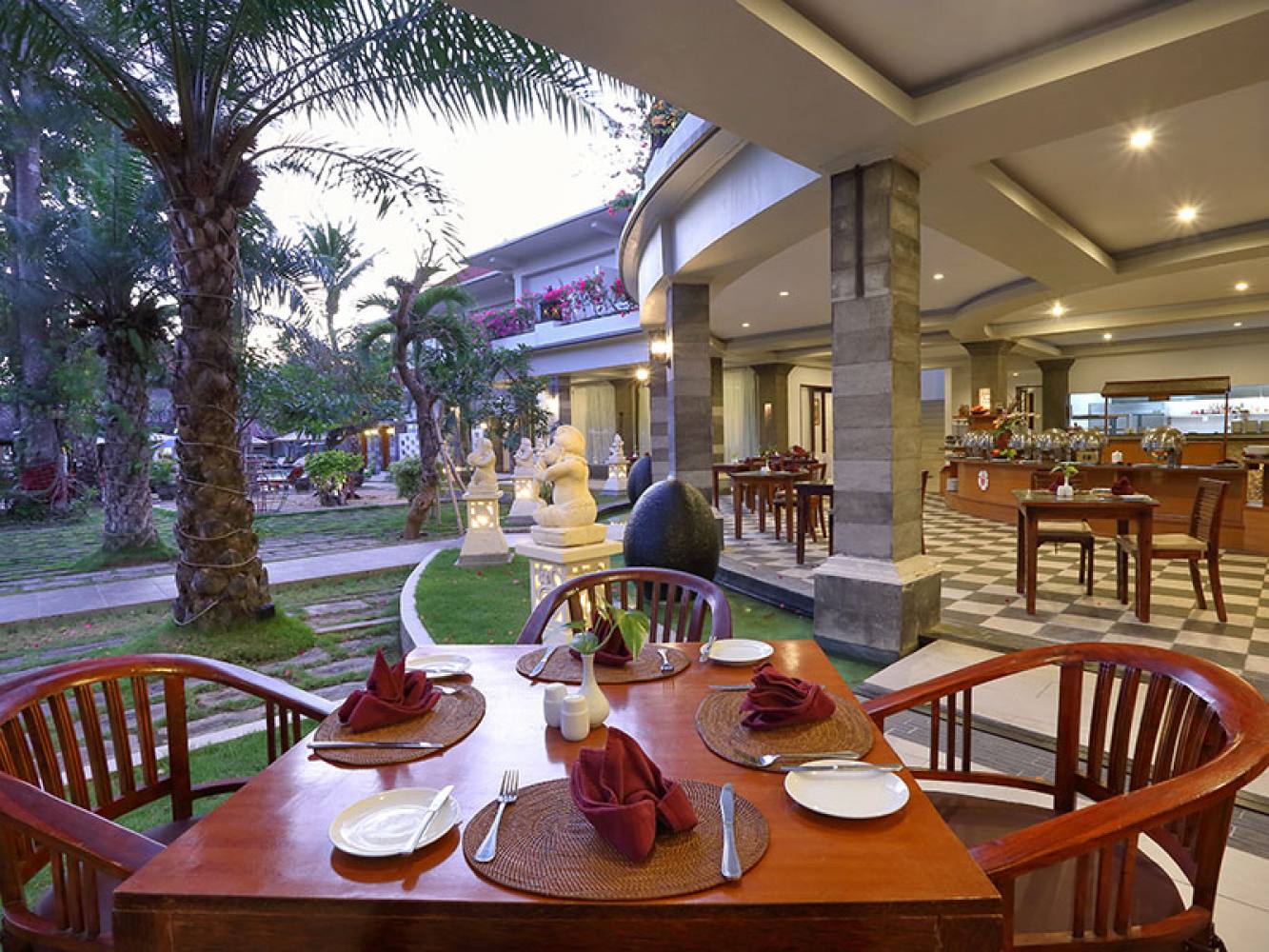 Seminyak Hotel - Bali Hotel, Bali Accommodation - Puri Saron Hotel ...